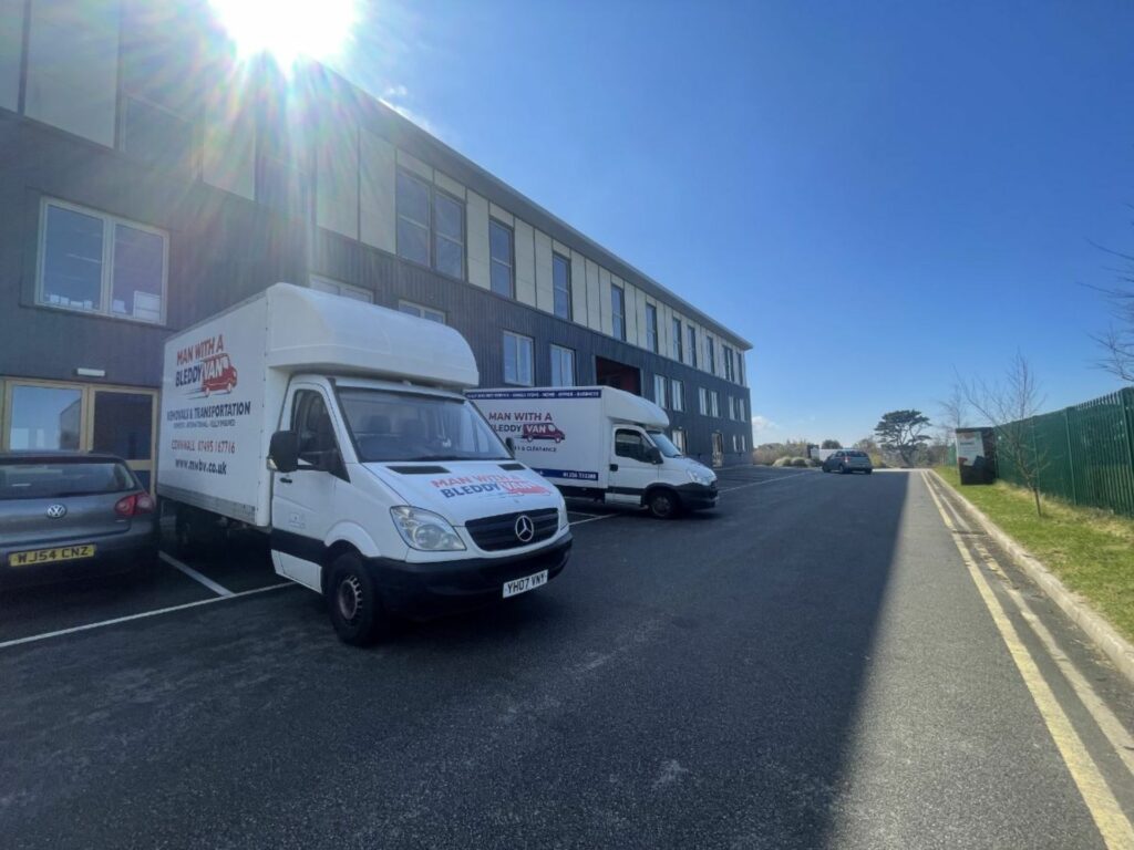 About Us | Cornwall Movers LTD
